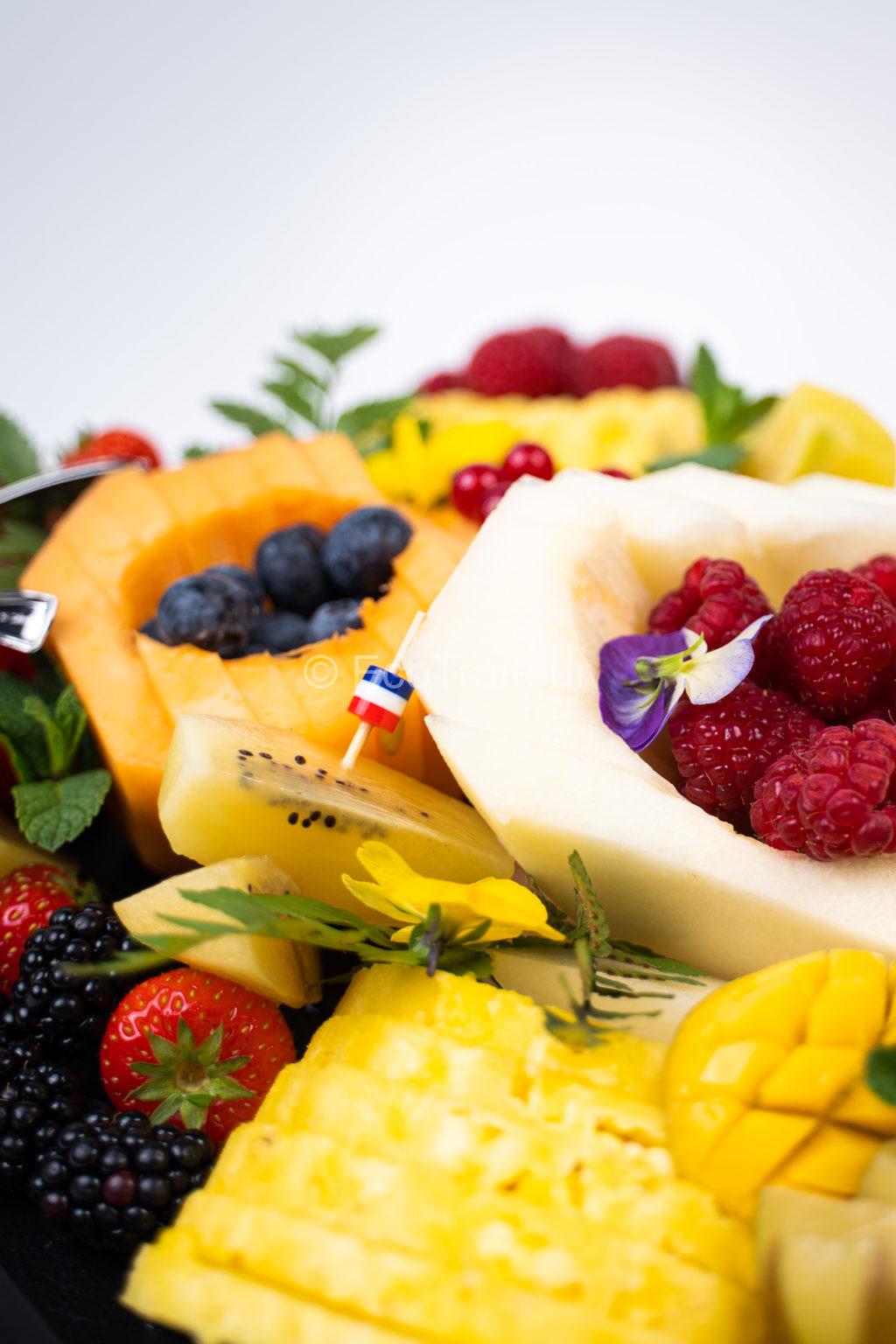 Plateau de fruits de saison tranchés - EcoTraiteur Paris